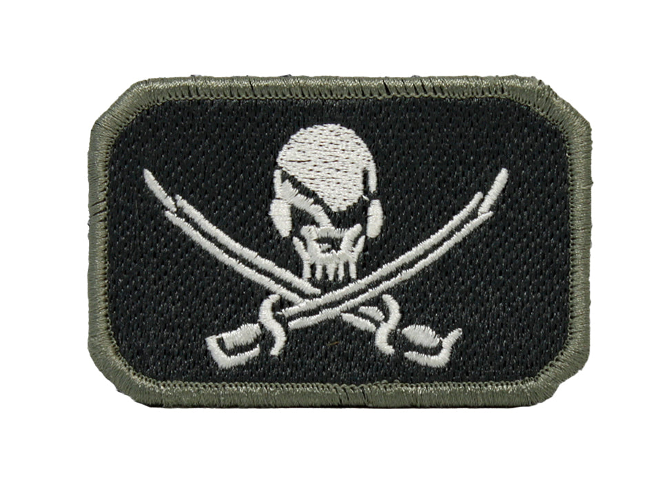 Skull - Patch - Morale Patch - Velcro Patch - Pirate Skull - UK Arms ...